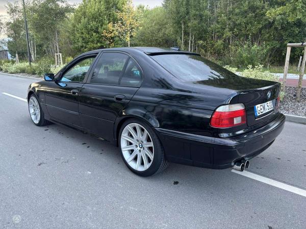 Melns BMW 530 2002 Viļņa, ar dzinēja tilpumu 2.93 L un nobraukumu 425 tūkst. km par 4200 €, foto 5 vietnē AUTOMOTO.COM.LV