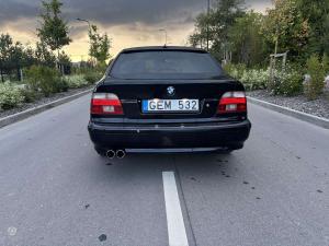 Melns BMW 530 2002 Viļņa, ar dzinēja tilpumu 2.93 L un nobraukumu 425 tūkst. km par 4200 €, foto 6 vietnē AUTOMOTO.COM.LV