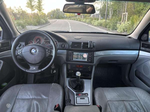 Melns BMW 530 2002 Viļņa, ar dzinēja tilpumu 2.93 L un nobraukumu 425 tūkst. km par 4200 €, foto 10 vietnē AUTOMOTO.COM.LV