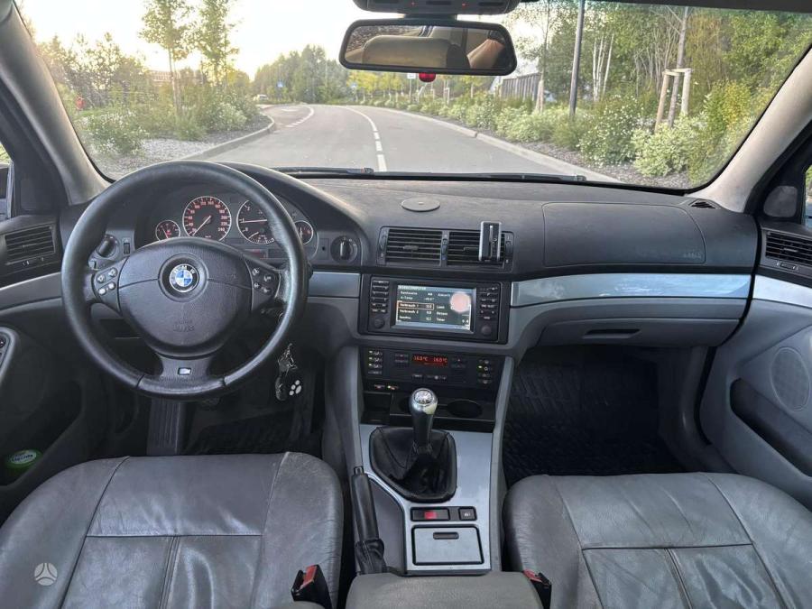 Melns BMW 530 2002 Viļņa, ar dzinēja tilpumu 2.93 L un nobraukumu 425 tūkst. km par 4200 €, foto 10 vietnē AUTOMOTO.COM.LV