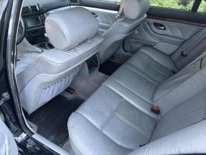 Melns BMW 530 2002 Viļņa, ar dzinēja tilpumu 2.93 L un nobraukumu 425 tūkst. km par 4200 €, foto 12 vietnē AUTOMOTO.COM.LV