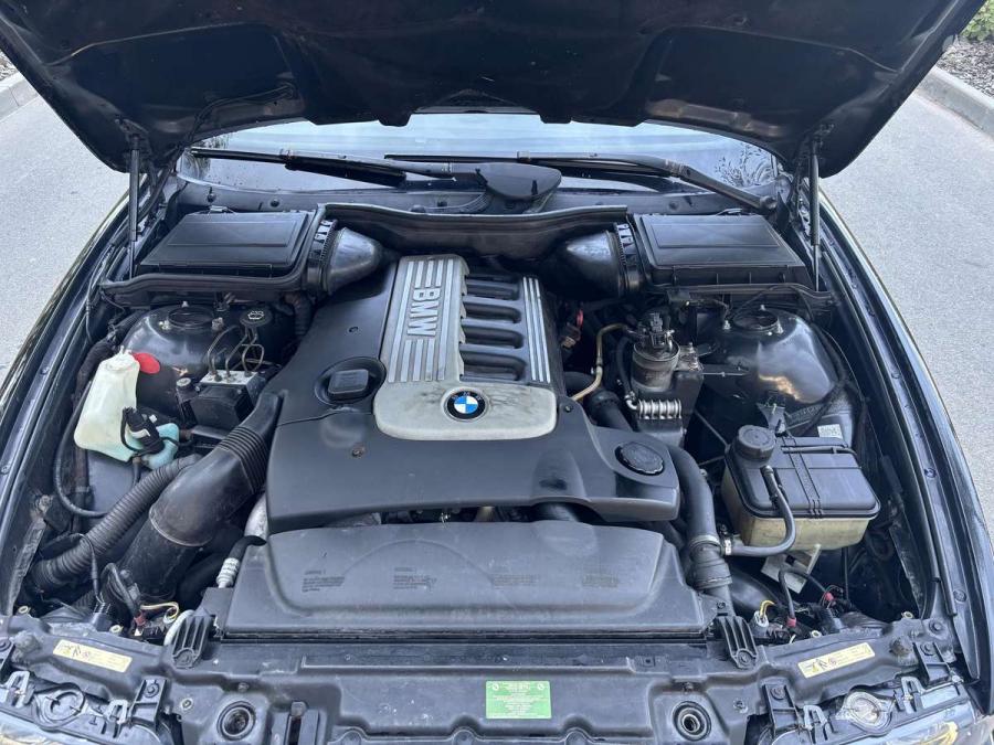 Melns BMW 530 2002 Viļņa, ar dzinēja tilpumu 2.93 L un nobraukumu 425 tūkst. km par 4200 €, foto 14 vietnē AUTOMOTO.COM.LV
