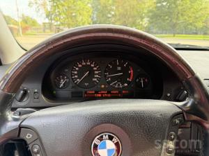 Black BMW 530 2002 in Jurmala, with an engine capacity of 3.00 L and mileage of 277 thousand km for 3300 €, photo 8 on AUTOMOTO.COM.LV
