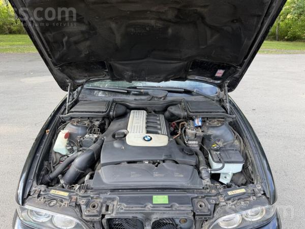 Black BMW 530 2002 in Jurmala, with an engine capacity of 3.00 L and mileage of 277 thousand km for 3300 €, photo 9 on AUTOMOTO.COM.LV