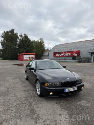 Black BMW 530 2002 in Riga, with an engine capacity of 3.00 L and mileage of 451 thousand km for 5400 €, photo 7 on AUTOMOTO.COM.LV
