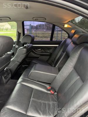 Black BMW 530 2002 in Riga, with an engine capacity of 3.00 L and mileage of 451 thousand km for 5400 €, photo 13 on AUTOMOTO.COM.LV