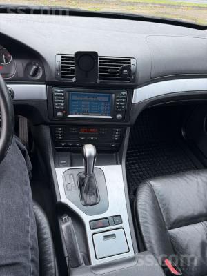 Black BMW 530 2002 in Riga, with an engine capacity of 3.00 L and mileage of 451 thousand km for 5400 €, photo 16 on AUTOMOTO.COM.LV