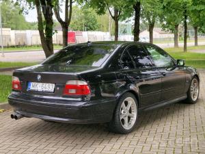 Melns BMW 530 2003 Rīga, ar dzinēja tilpumu 3.00 L un nobraukumu 408 tūkst. km par 4999 €, foto 9 vietnē AUTOMOTO.COM.LV