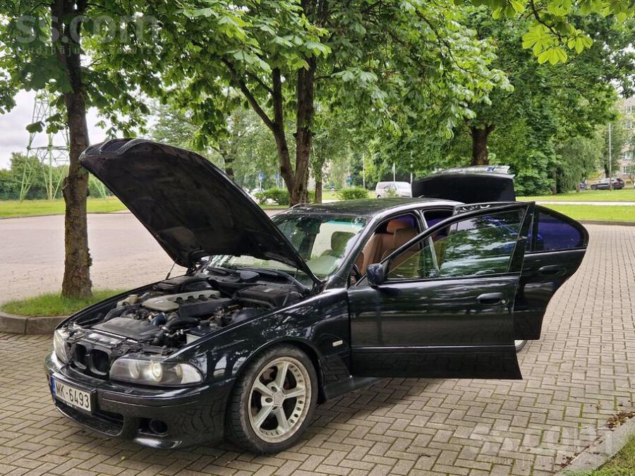 Melns BMW 530 2003 Rīga, ar dzinēja tilpumu 3.00 L un nobraukumu 408 tūkst. km par 4999 €, foto 12 vietnē AUTOMOTO.COM.LV