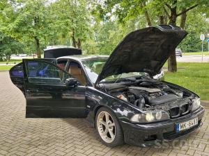 Melns BMW 530 2003 Rīga, ar dzinēja tilpumu 3.00 L un nobraukumu 408 tūkst. km par 4999 €, foto 15 vietnē AUTOMOTO.COM.LV