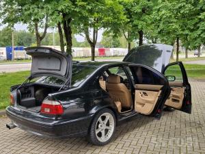 Melns BMW 530 2003 Rīga, ar dzinēja tilpumu 3.00 L un nobraukumu 408 tūkst. km par 4999 €, foto 16 vietnē AUTOMOTO.COM.LV
