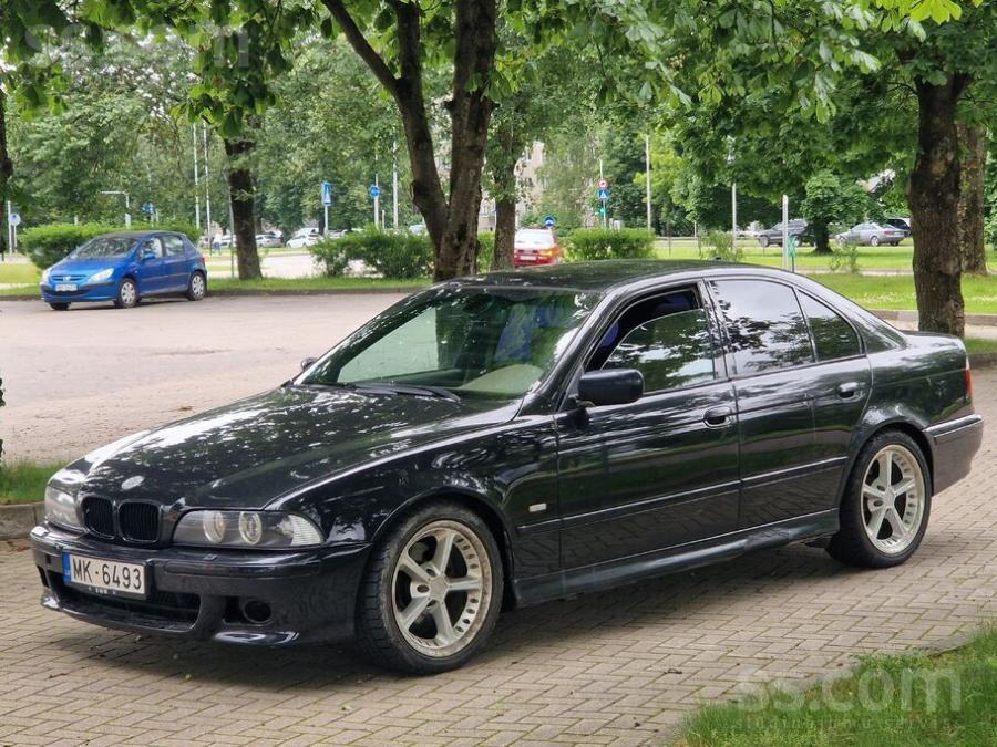 Melns BMW 530 2003 Rīga, ar dzinēja tilpumu 3.00 L un nobraukumu 408 tūkst. km par 4999 €, foto 34 vietnē AUTOMOTO.COM.LV