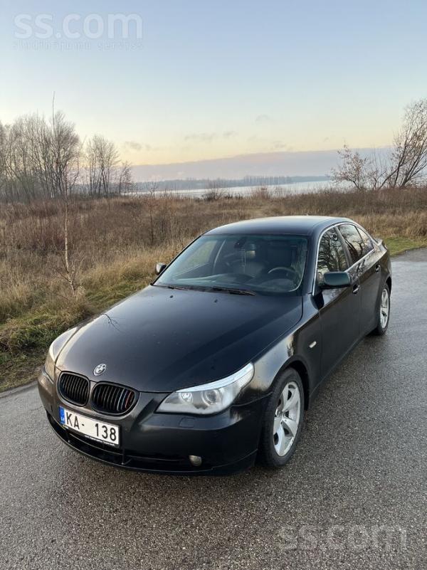 Black BMW 530 2003 in Riga, with an engine capacity of 3.00 L and mileage of 452 thousand km for 3200 €, photo 1 on AUTOMOTO.COM.LV