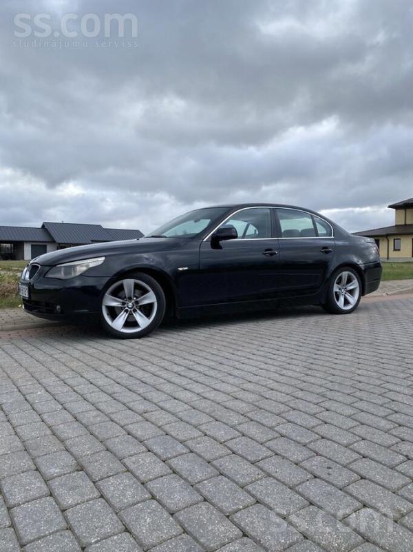Melns BMW 530 2003 Ventspils, ar dzinēja tilpumu 3.00 L un nobraukumu 0 tūkst. km par 3400 €, foto 4 vietnē AUTOMOTO.COM.LV