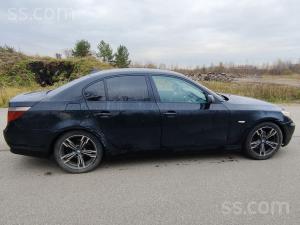 Melns BMW 530 2003 Tukums, ar dzinēja tilpumu 3.00 L un nobraukumu 392 tūkst. km par 2400 €, foto 6 vietnē AUTOMOTO.COM.LV