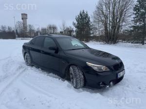 Black BMW 530 2003 in Riga, with an engine capacity of 3.00 L and mileage of 0 thousand km for 4500 €, photo 4 on AUTOMOTO.COM.LV