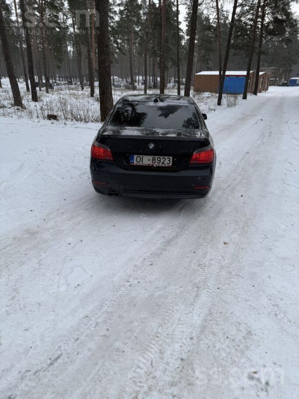 Black BMW 530 2003 in Riga, with an engine capacity of 3.00 L and mileage of 274 thousand km for 3200 €, photo 3 on AUTOMOTO.COM.LV