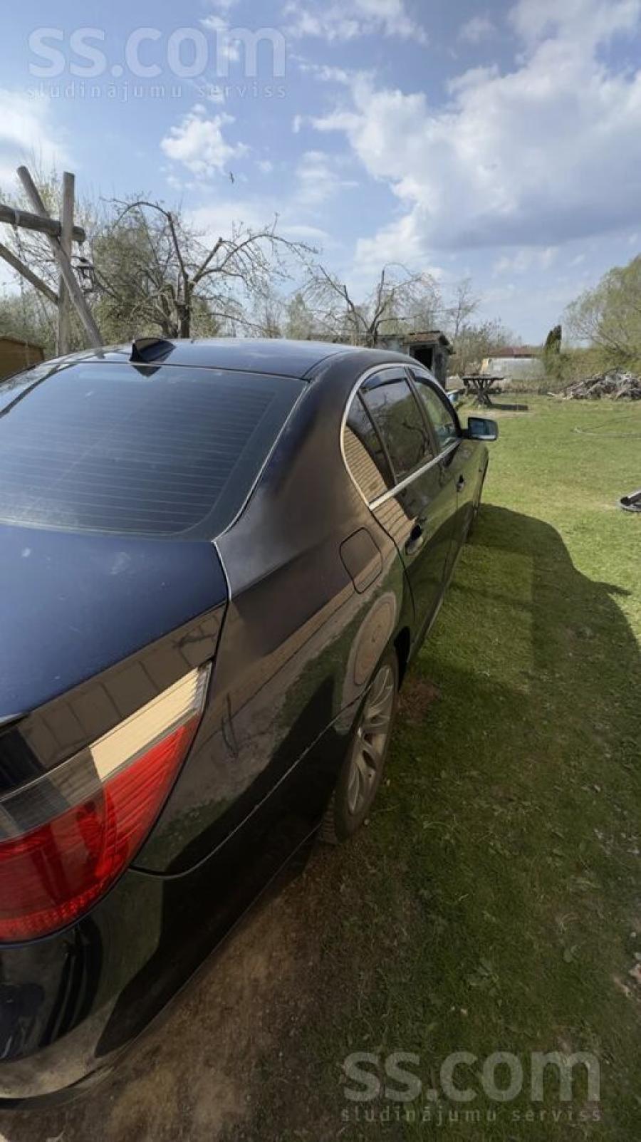 Melns BMW 530 2003 Jelgava, ar dzinēja tilpumu 3.00 L un nobraukumu 288 tūkst. km par 4000 €, foto 5 vietnē AUTOMOTO.COM.LV