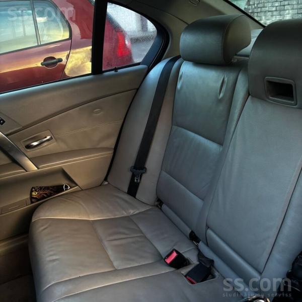 Черный БМВ 530 2003 в Рига, объемом двигателя 3.00 л и пробегом 410 тыс. км за 4200 €, фото 6 на AUTOMOTO.COM.LV