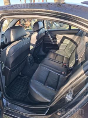 Melns BMW 530 2003 Bauska, ar dzinēja tilpumu 3.00 L un nobraukumu 387 tūkst. km par 1600 €, foto 12 vietnē AUTOMOTO.COM.LV