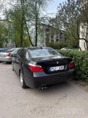 Melns BMW 530 2003 Rīga, ar dzinēja tilpumu 3.00 L un nobraukumu 269 tūkst. km par 3500 €, foto 10 vietnē AUTOMOTO.COM.LV