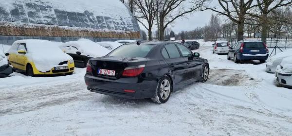 Melns BMW 530 2003 Valmiera, ar dzinēja tilpumu 3.00 L un nobraukumu 447 tūkst. km par 2800 €, foto 3 vietnē AUTOMOTO.COM.LV