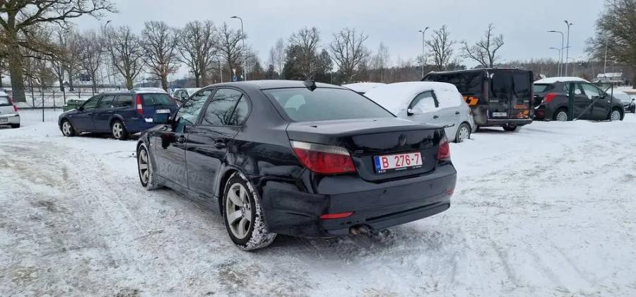 Черный БМВ 530 2003 в Валмиера, объемом двигателя 3.00 л и пробегом 447 тыс. км за 2800 €, фото 5 на AUTOMOTO.COM.LV