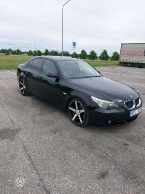 Black BMW 530 2003 in Vilkaviskis, with an engine capacity of 2.99 L and mileage of 407 thousand km for 3500 €, photo  on AUTOMOTO.COM.LV