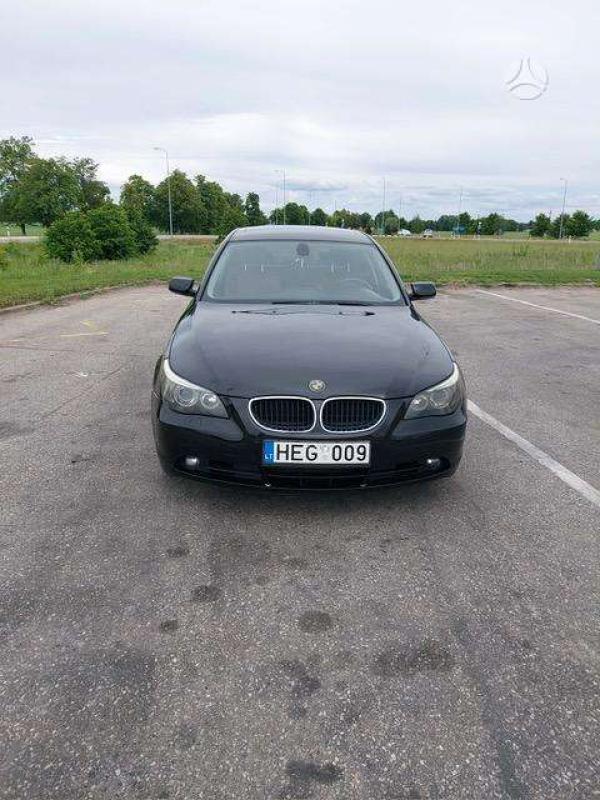 Черный БМВ 530 2003 в Вилкавишкис, объемом двигателя 2.99 л и пробегом 407 тыс. км за 3500 €, фото 2 на AUTOMOTO.COM.LV