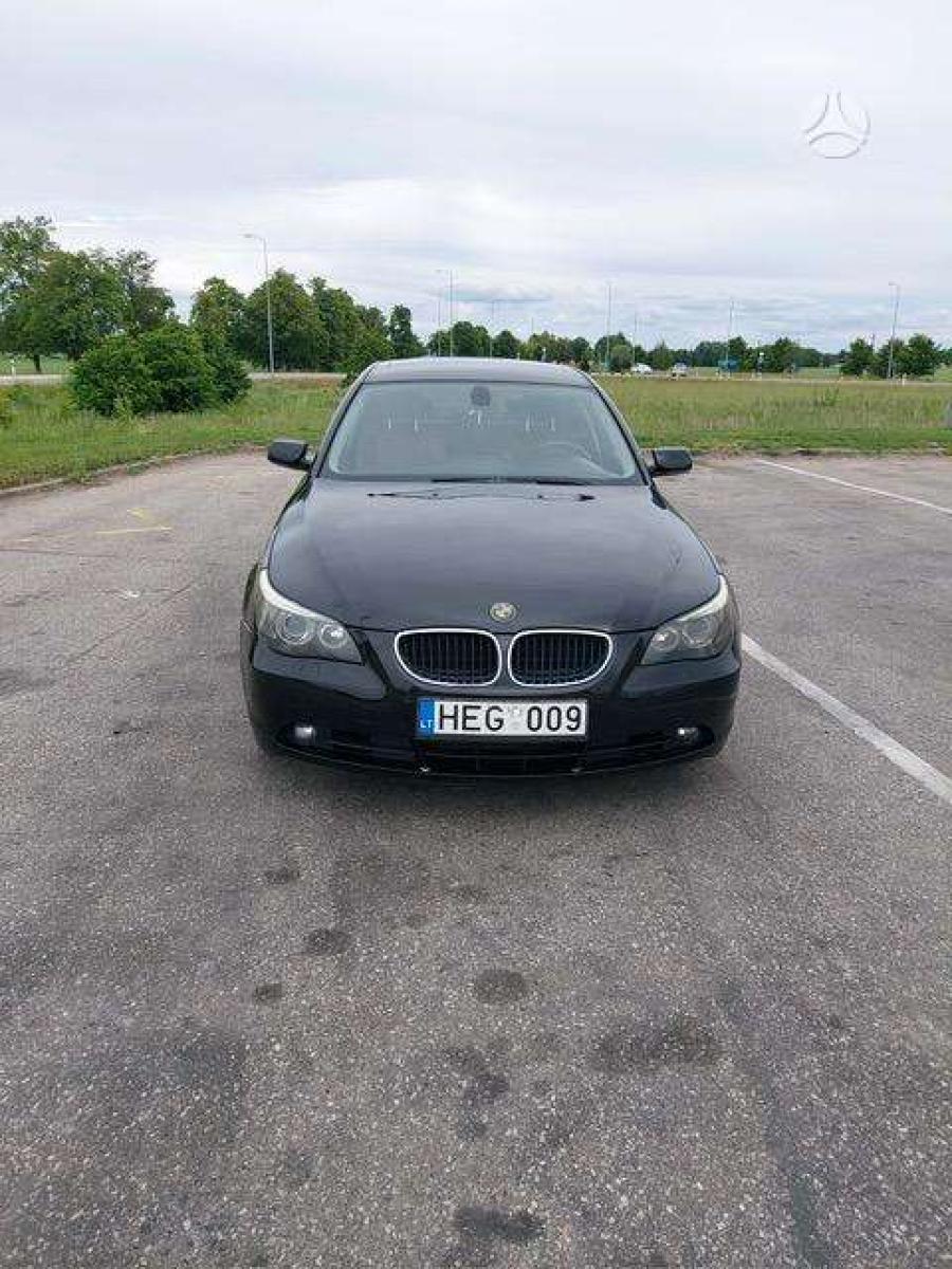 Black BMW 530 2003 in Vilkaviskis, with an engine capacity of 2.99 L and mileage of 407 thousand km for 3500 €, photo 3 on AUTOMOTO.COM.LV