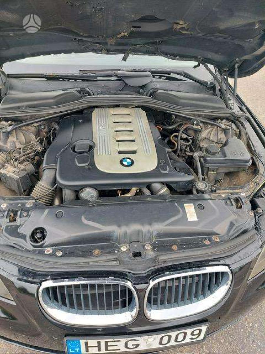 Black BMW 530 2003 in Vilkaviskis, with an engine capacity of 2.99 L and mileage of 407 thousand km for 3500 €, photo 9 on AUTOMOTO.COM.LV