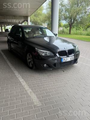 Melns BMW 530 2003 Rīga, ar dzinēja tilpumu 3.00 L un nobraukumu 269 tūkst. km par 3200 €, foto  vietnē AUTOMOTO.COM.LV