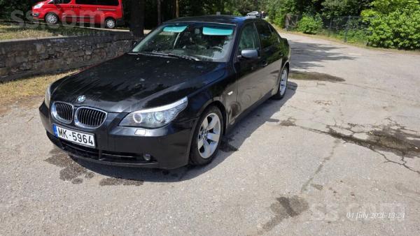 Black BMW 530 2003 in Jurmala, with an engine capacity of 3.00 L and mileage of 294 thousand km for 5500 €, photo 1 on AUTOMOTO.COM.LV