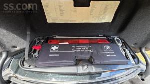 Black BMW 530 2003 in Jurmala, with an engine capacity of 3.00 L and mileage of 294 thousand km for 5500 €, photo 15 on AUTOMOTO.COM.LV