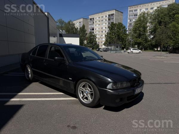 Melns BMW 530 2003 Rīga, ar dzinēja tilpumu 3.00 L un nobraukumu 383 tūkst. km par 2690 €, foto 7 vietnē AUTOMOTO.COM.LV