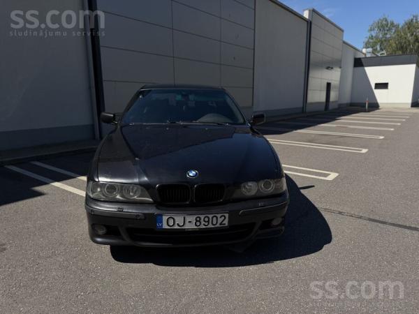 Melns BMW 530 2003 Rīga, ar dzinēja tilpumu 3.00 L un nobraukumu 383 tūkst. km par 2690 €, foto 8 vietnē AUTOMOTO.COM.LV