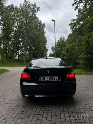 Melns BMW 530 2003 Talsi, ar dzinēja tilpumu 3.00 L un nobraukumu 0 tūkst. km par 3000 €, foto 4 vietnē AUTOMOTO.COM.LV