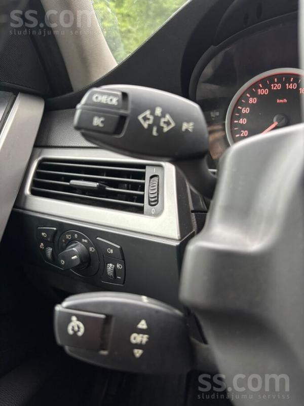 Black BMW 530 2003 in Talsi, with an engine capacity of 3.00 L and mileage of 0 thousand km for 3000 €, photo 8 on AUTOMOTO.COM.LV