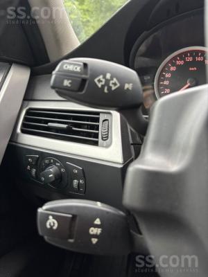 Melns BMW 530 2003 Talsi, ar dzinēja tilpumu 3.00 L un nobraukumu 0 tūkst. km par 3000 €, foto 9 vietnē AUTOMOTO.COM.LV