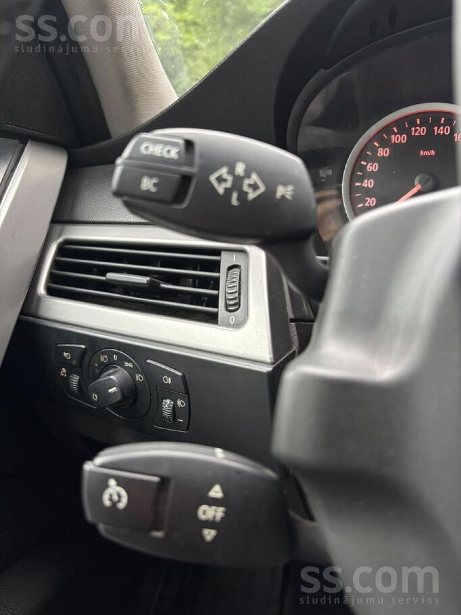 Melns BMW 530 2003 Talsi, ar dzinēja tilpumu 3.00 L un nobraukumu 0 tūkst. km par 3000 €, foto 9 vietnē AUTOMOTO.COM.LV