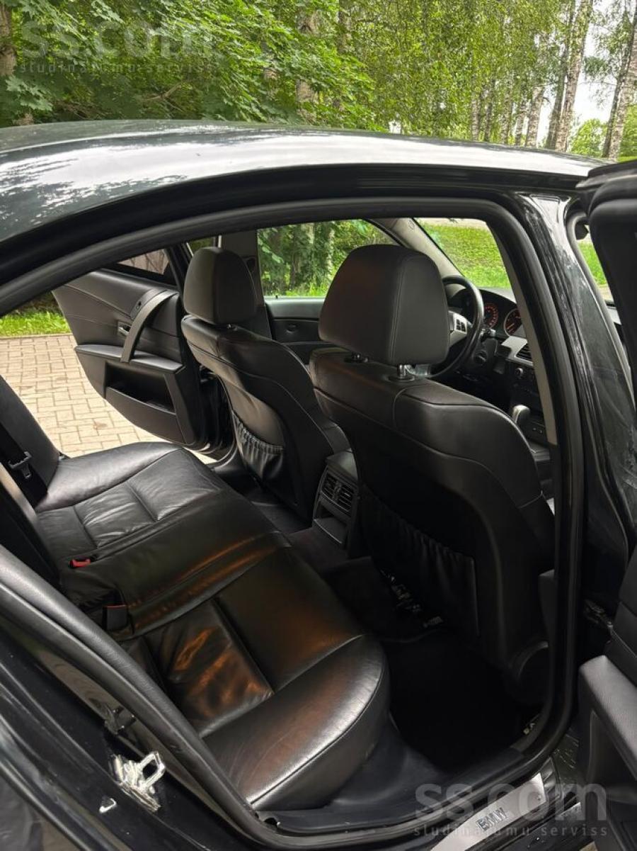 Melns BMW 530 2003 Talsi, ar dzinēja tilpumu 3.00 L un nobraukumu 0 tūkst. km par 3000 €, foto 11 vietnē AUTOMOTO.COM.LV