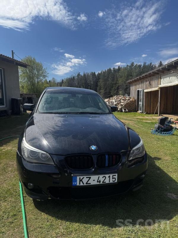Melns BMW 530 2003 Rīga, ar dzinēja tilpumu 3.00 L un nobraukumu 483 tūkst. km par 4999 €, foto 1 vietnē AUTOMOTO.COM.LV