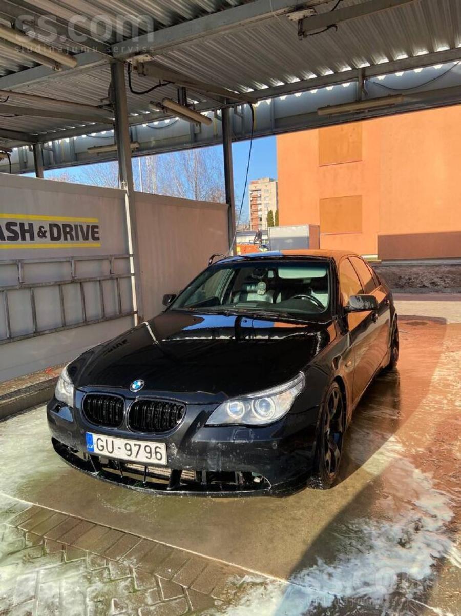 Черный БМВ 530 2003 в Даугавпилс, объемом двигателя 3.00 л и пробегом 570 тыс. км за 2650 €, фото 1 на AUTOMOTO.COM.LV