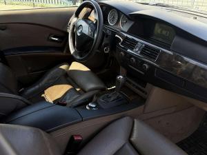 Black BMW 530 2003 in Vilnius, with an engine capacity of 3.00 L and mileage of 299 thousand km for 2100 €, photo 15 on AUTOMOTO.COM.LV