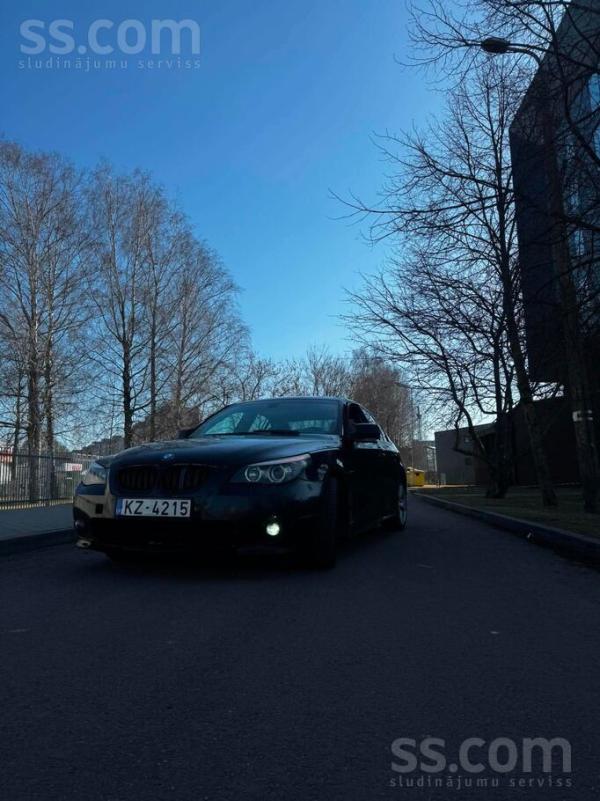 Black BMW 530 2003 in Riga, with an engine capacity of 3.00 L and mileage of 0 thousand km for 3399 €, photo 3 on AUTOMOTO.COM.LV