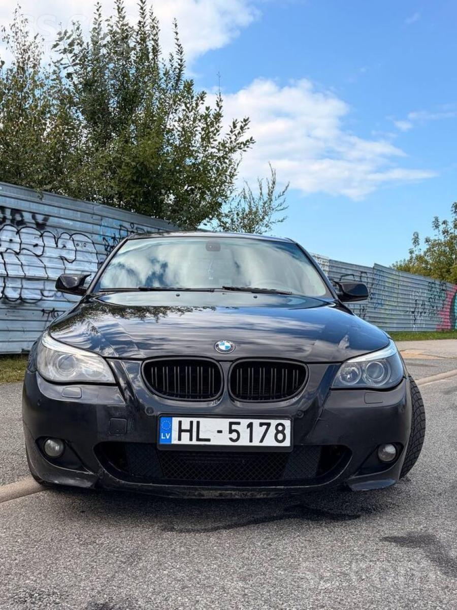 Melns BMW 530 2003 Rīga, ar dzinēja tilpumu 3.00 L un nobraukumu 408 tūkst. km par 3300 €, foto 3 vietnē AUTOMOTO.COM.LV