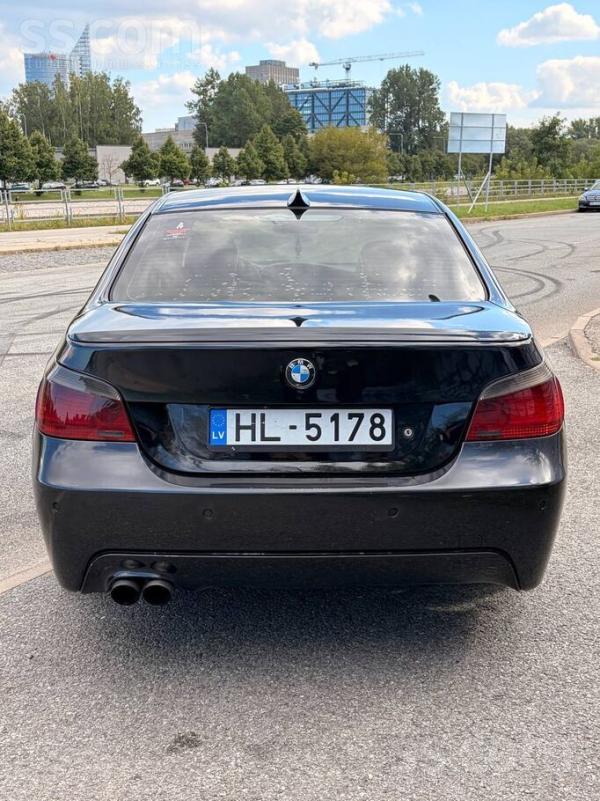 Melns BMW 530 2003 Rīga, ar dzinēja tilpumu 3.00 L un nobraukumu 408 tūkst. km par 3300 €, foto 6 vietnē AUTOMOTO.COM.LV