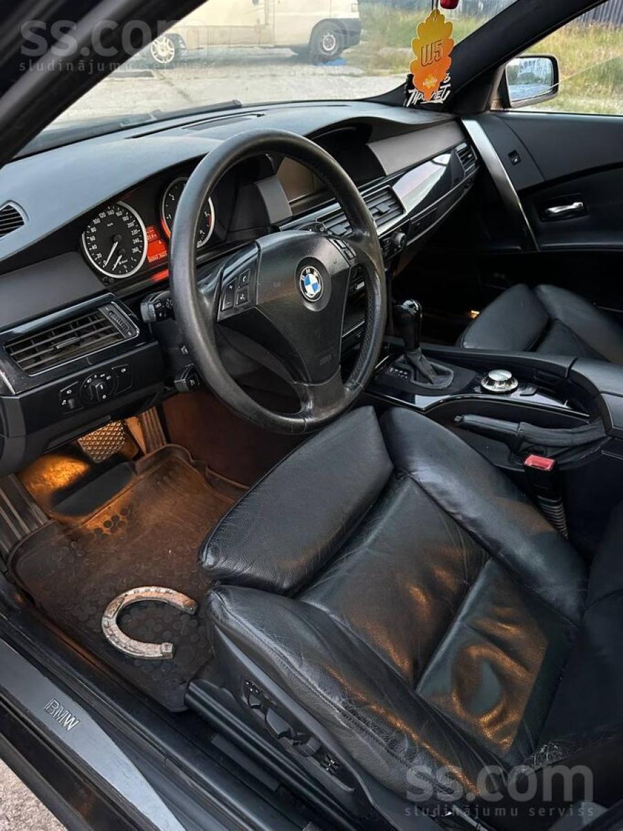 Melns BMW 530 2003 Liepāja, ar dzinēja tilpumu 3.00 L un nobraukumu 390 tūkst. km par 3700 €, foto 8 vietnē AUTOMOTO.COM.LV