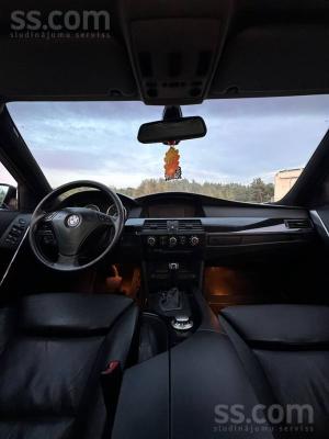 Melns BMW 530 2003 Liepāja, ar dzinēja tilpumu 3.00 L un nobraukumu 390 tūkst. km par 3700 €, foto 9 vietnē AUTOMOTO.COM.LV