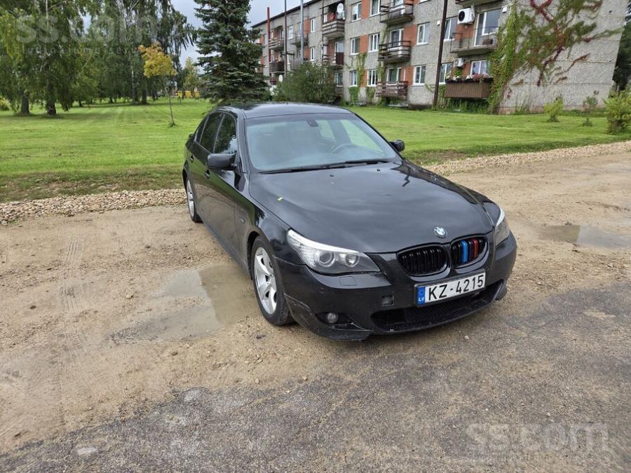 Черный БМВ 530 2003 в Екабпилс, объемом двигателя 3.00 л и пробегом 0 тыс. км за 3099 €, фото 5 на AUTOMOTO.COM.LV